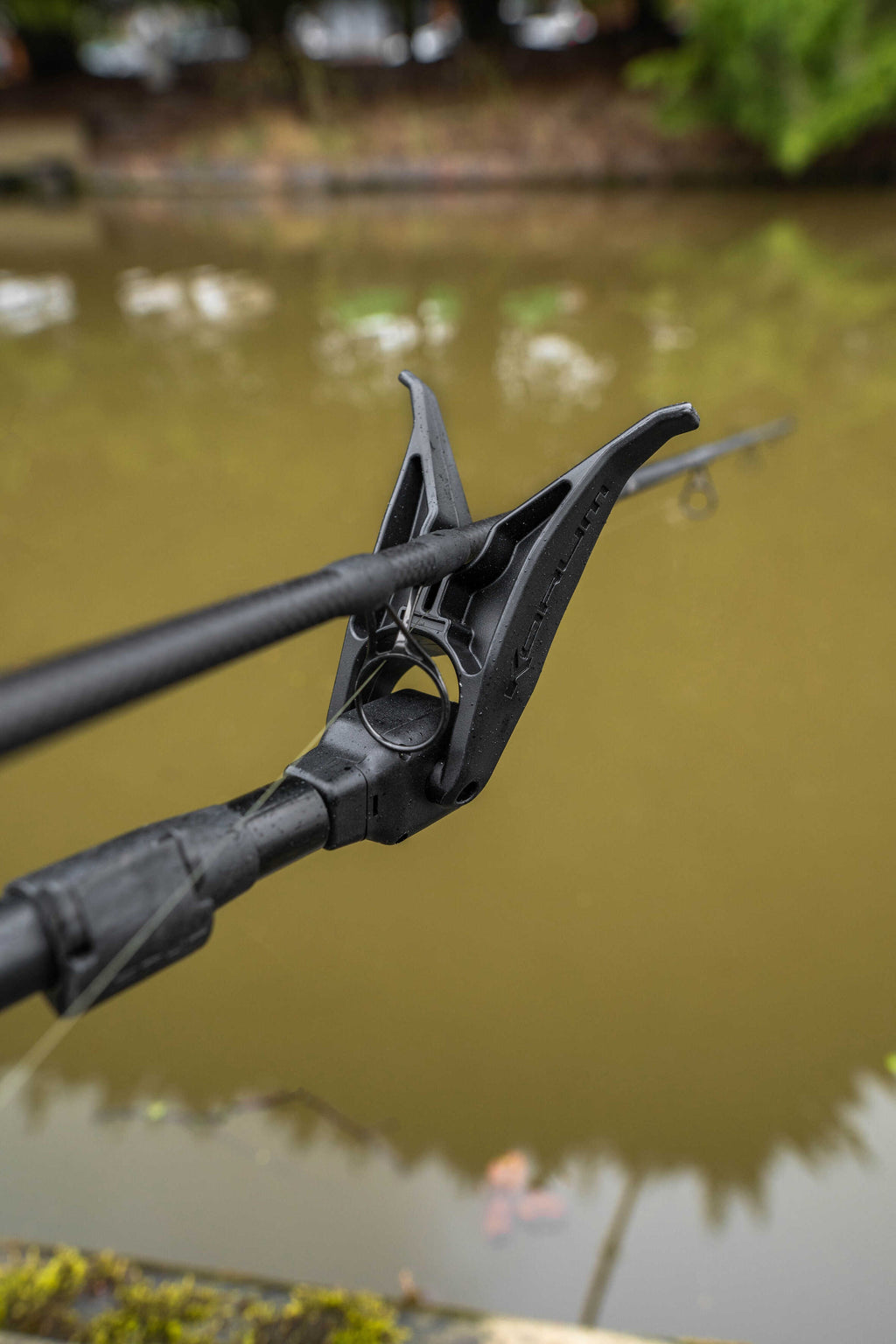 Korum Angle Tilt - Y Rest – Taskers Angling